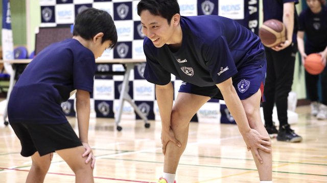 【JbasketAND1】ハーパー・ジャン・ローレンス・ジュニア(SR渋谷) 遂にプロとしてコートに／プロ選手として初得点、東海大学陸川コーチ、福岡第一 井手口コーチからのアドバイス、そして ...
