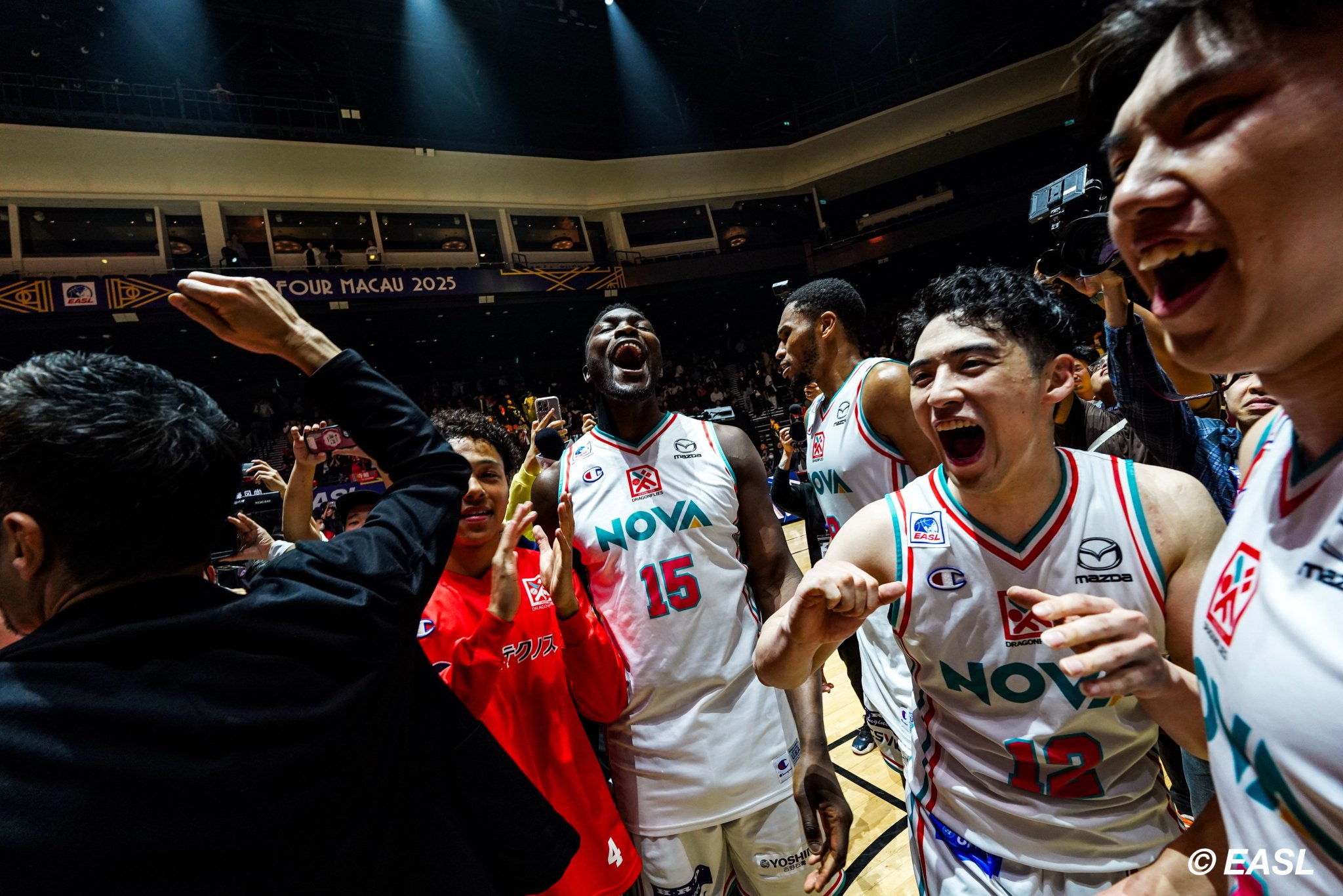 【EASLファイナル4】広島が東アジア王者に輝く🏆優勝賞金100万ドル獲得／MVP ドウェイン・エバンスが受賞 – Jbasket /ジェイバスケット